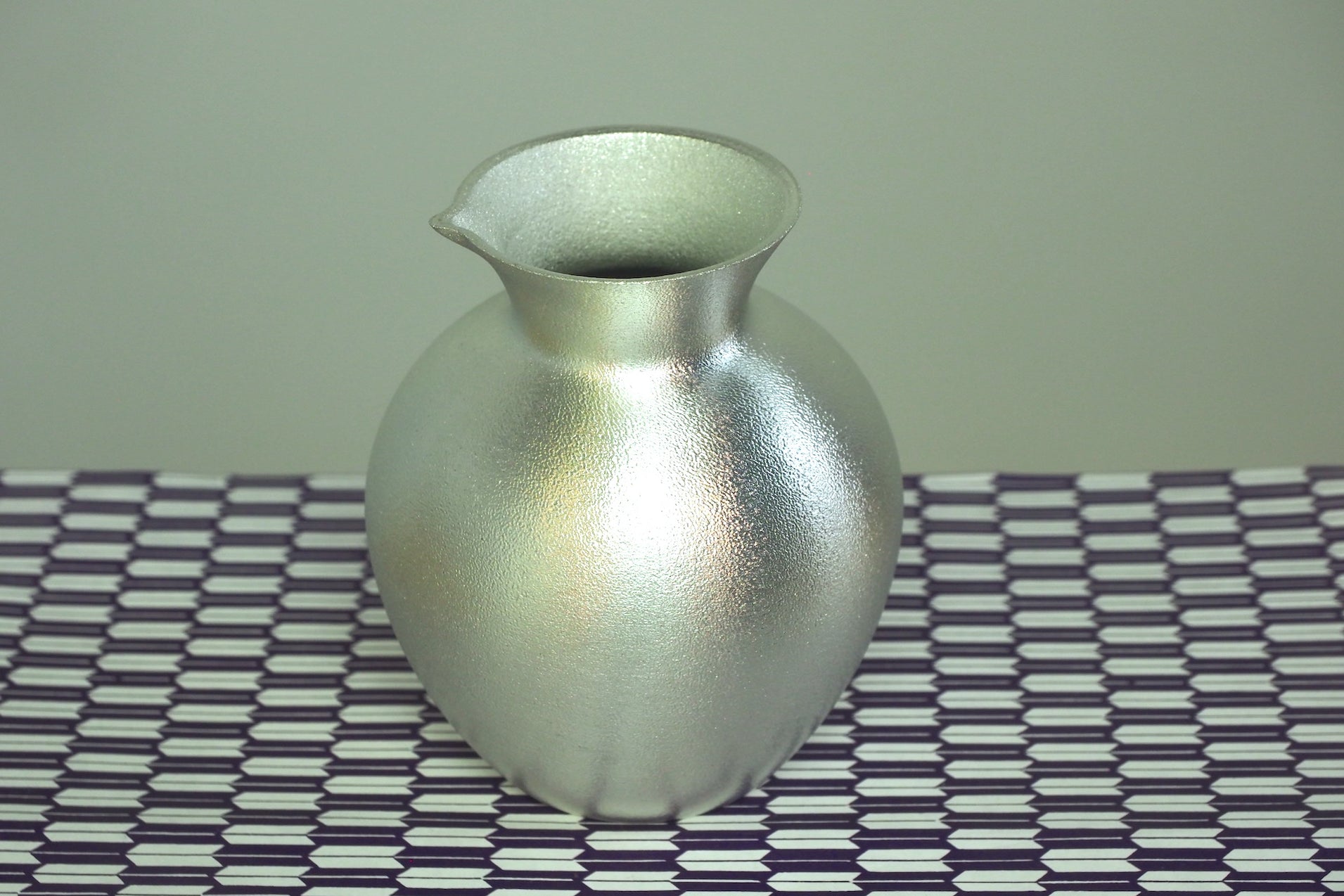 Nousaku - Tin Sake Pitcher "TOKKURI" (330ml) — Wa-in Japanese Handicrafts