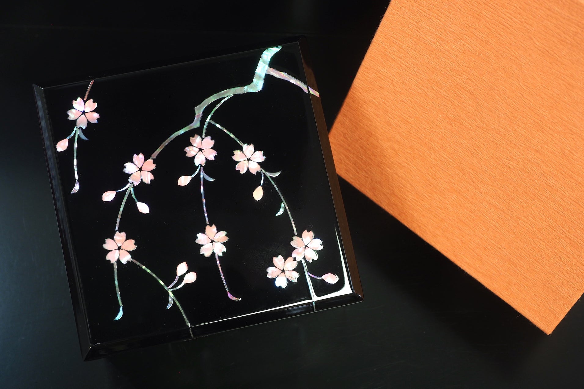 Cashew Lacquer Jewel Box - Cherry Blossom Pattern (black) (11.2x11.2x5 ...